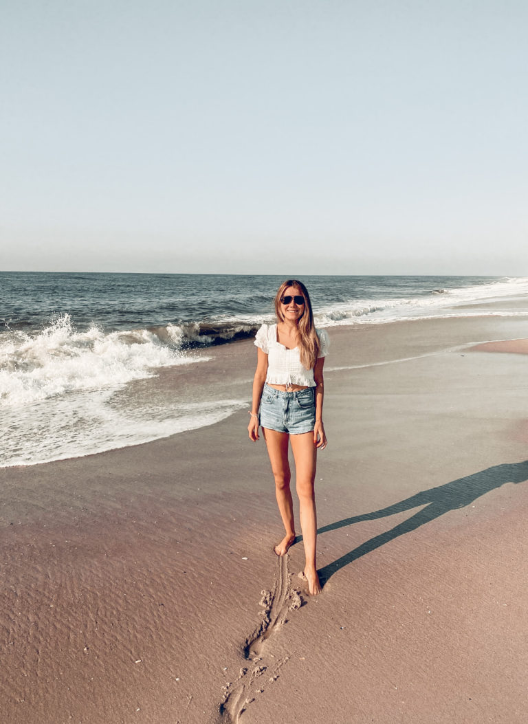 About - Mercedes Chloe